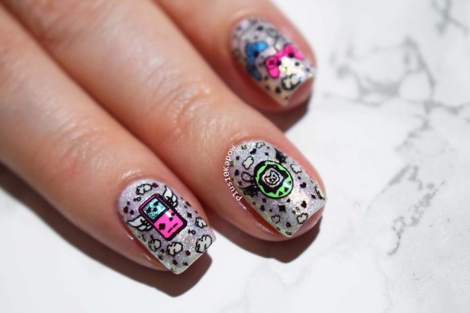 Cutesy Gamer Nails - Plus10Kapow